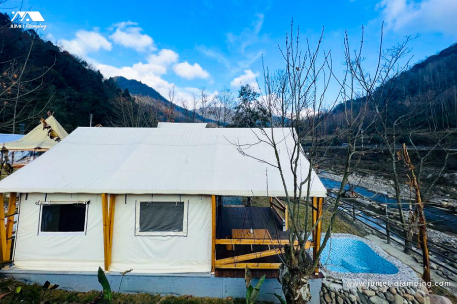 Glamping in All Season Safari Tents with Private Spa - Jumei Glamping Tents