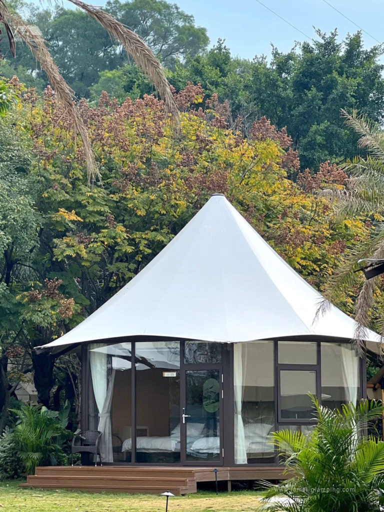 Amzing Glamping Garden: Where Luxury and Safari Tents Meets Nature’s ...