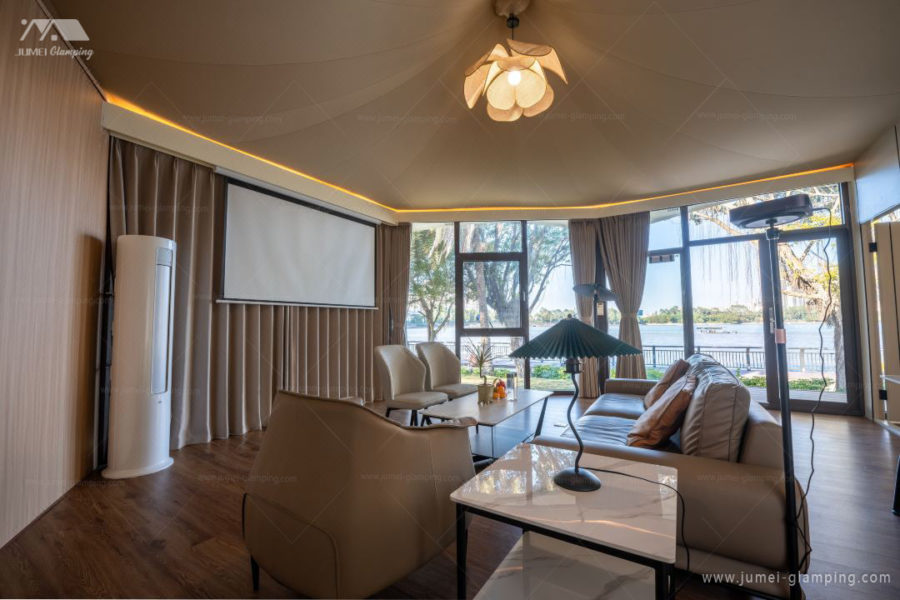 Amzing Glamping Garden: Where Luxury and Safari Tents Meets Nature’s ...